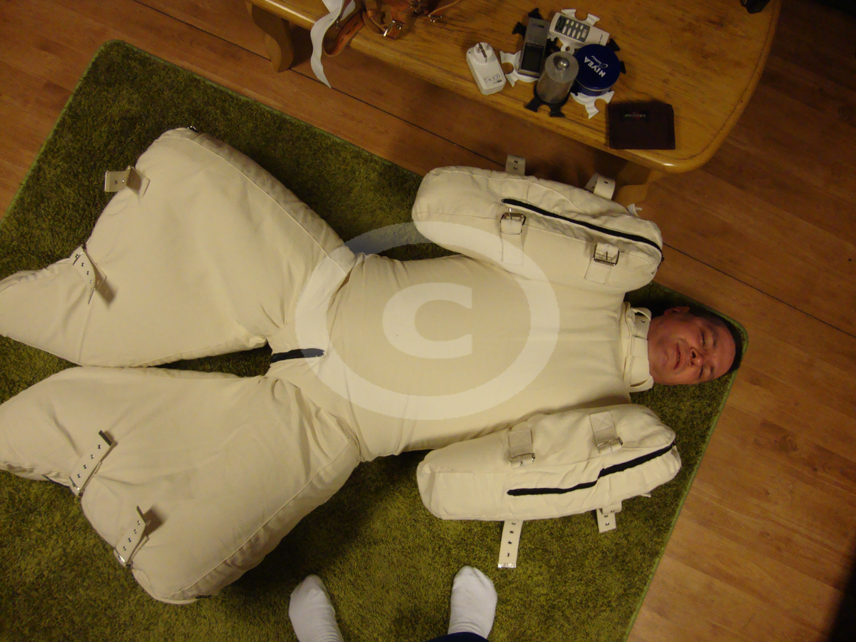 Customers pics - Zwangsjacken com englisch