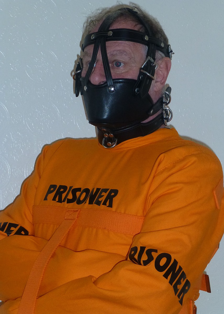 Kundenfotos - Zwangsjacken, Zwangsjacke, straightjacket, straitjackets